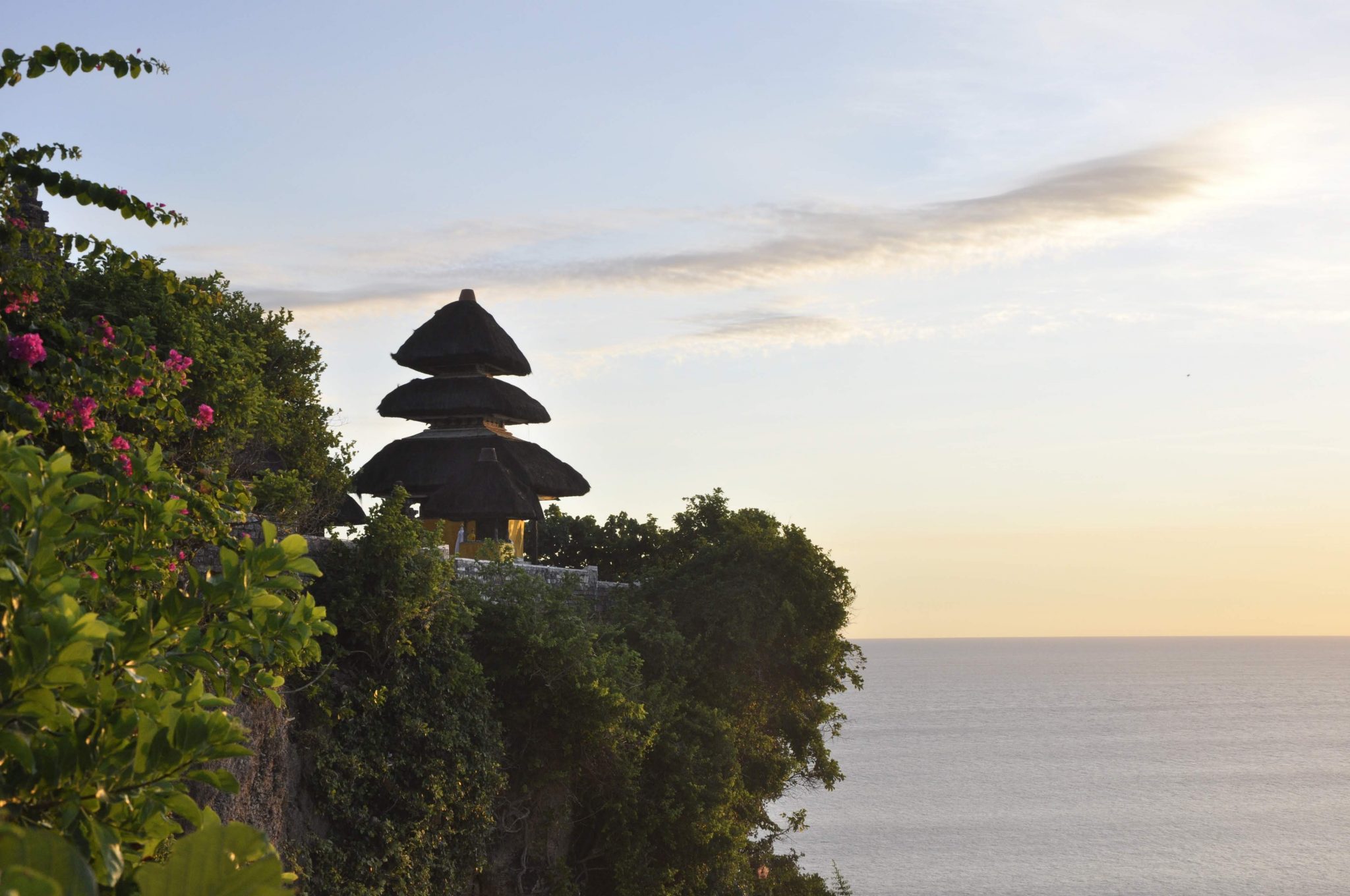 Pura Luhur Uluwatu - Bali.com